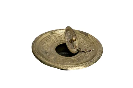 Floral motifs (islimi) in copper chasing