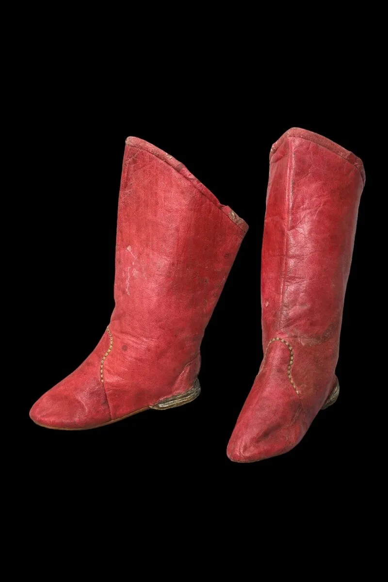 What kind of shoes did women wear in Samarkand?